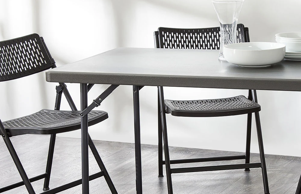 Plastic Folding Tables - LFD Contract & Education